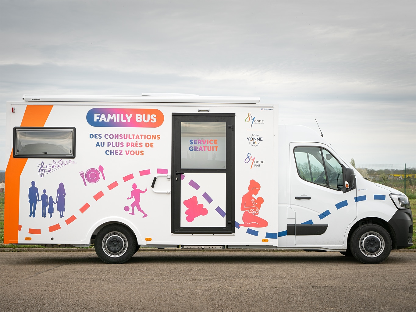 Dans l’Yonne, le Family Bus permet l’intervention de la PMI dans les ...