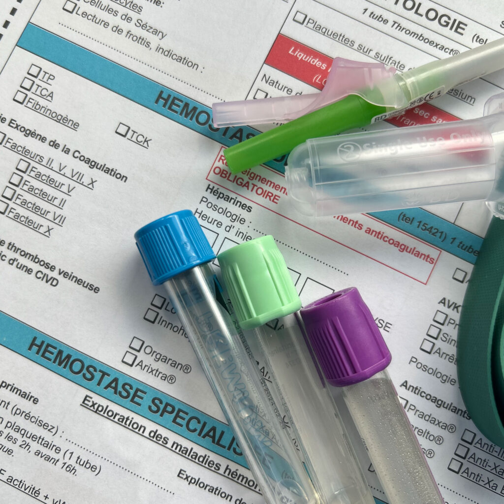 Guide infirmier: prélèvements sanguins veineux et résultats des bilans - Actusoins